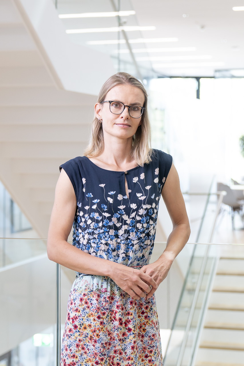 Do bacteria make you fat? Prizewinner Maria Luisa Balmer is looking for ...